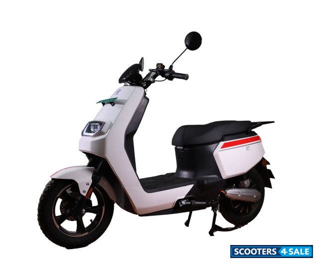 EKO Tejas Prive Electric Scooter price, mileage, colours, photos ...